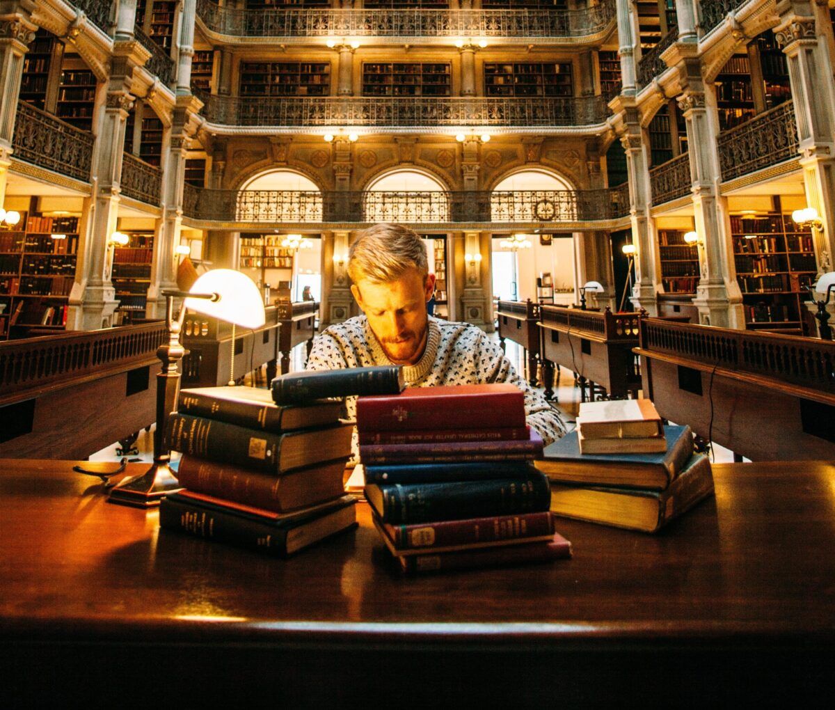 The 10 Most Influential Christian Authors - The Daily Declaration